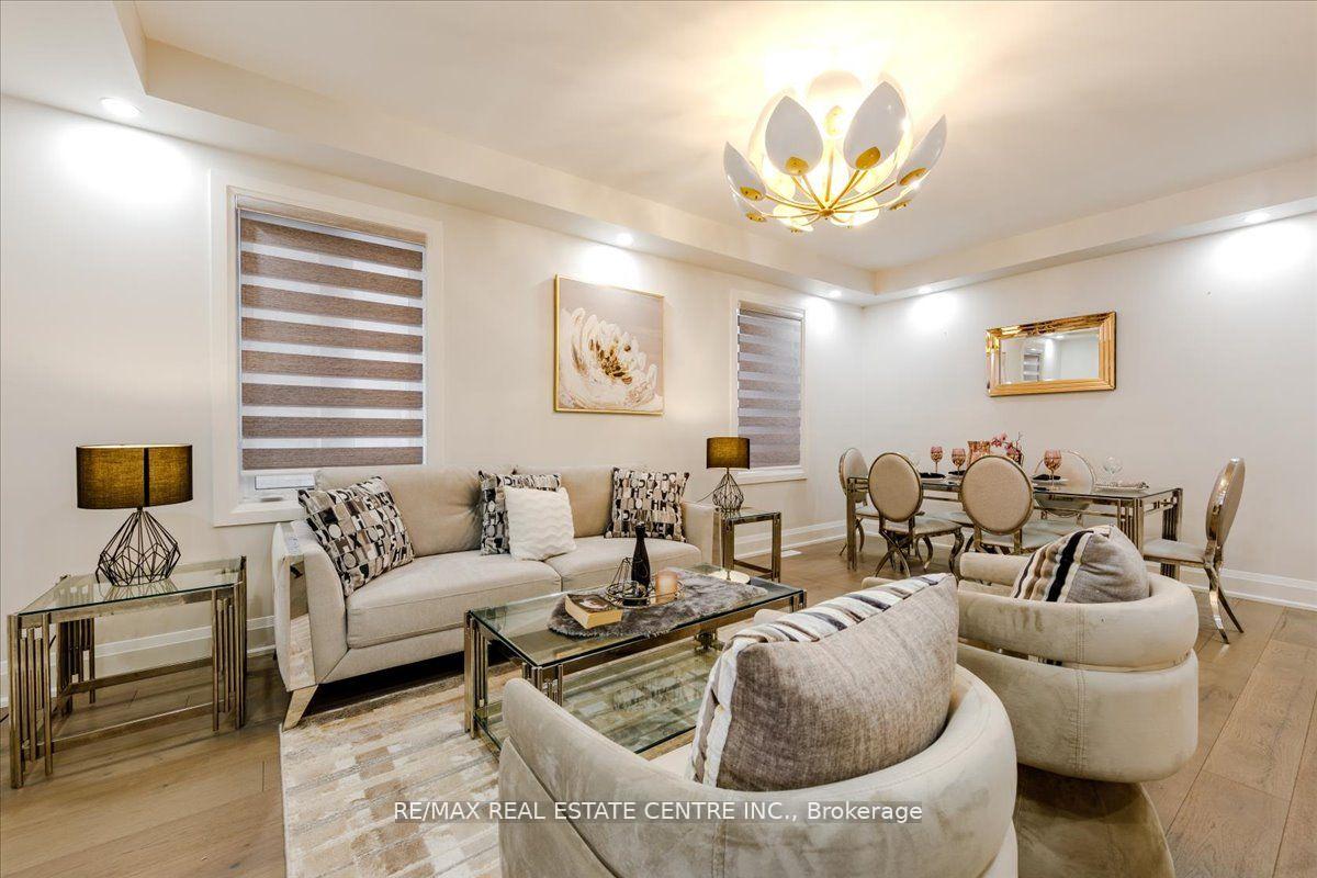 18 Elverton Crescent, Brampton, ON L7A 4Z4