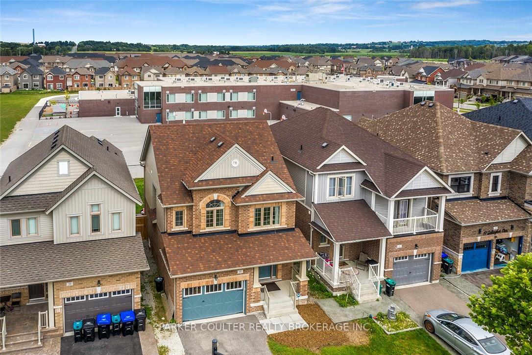 18 Gallagher Crescent, New Tecumseth, ON L9R 0P3