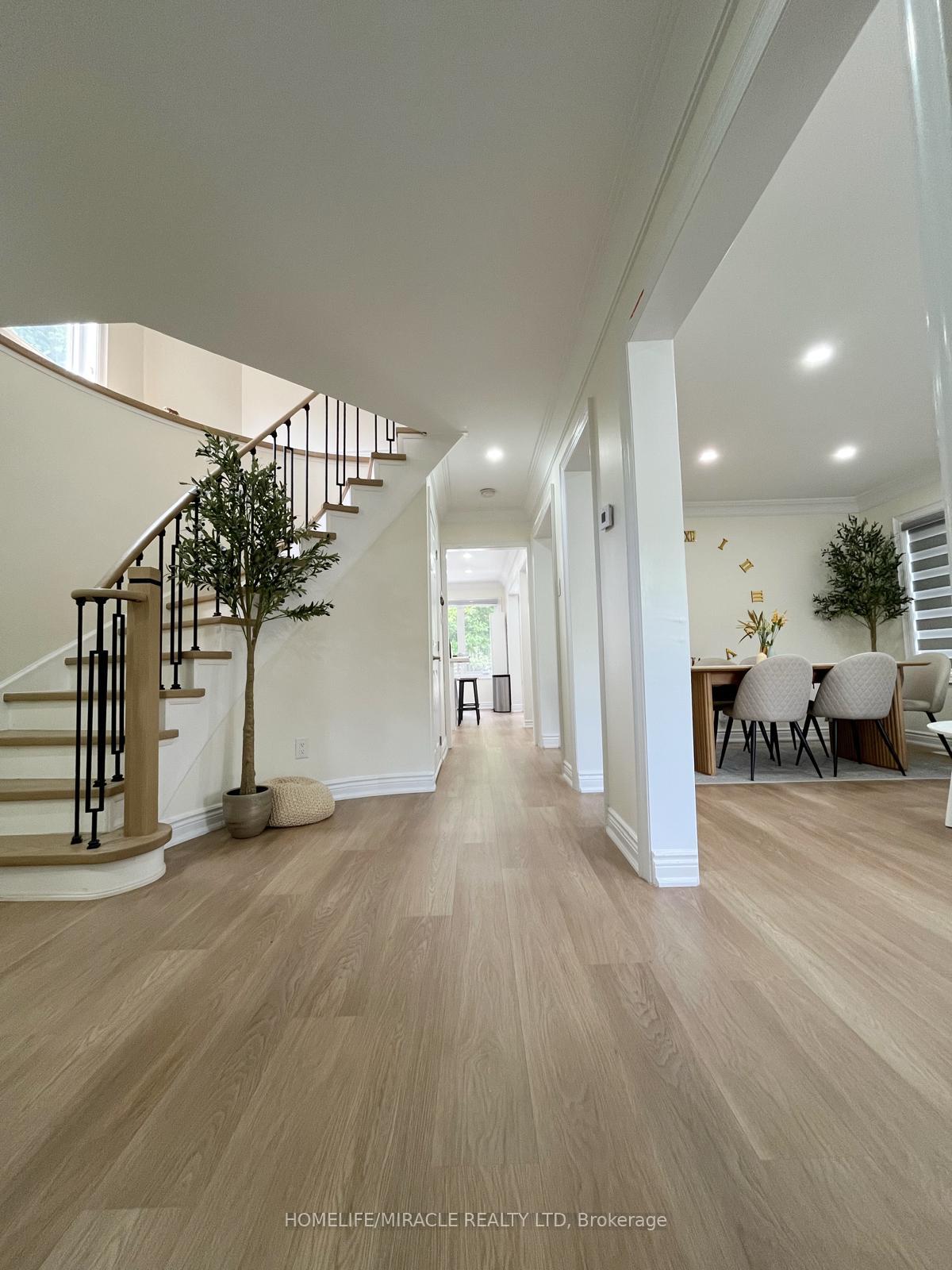 18 Killarney Court, Brampton, ON L6Z 3B7