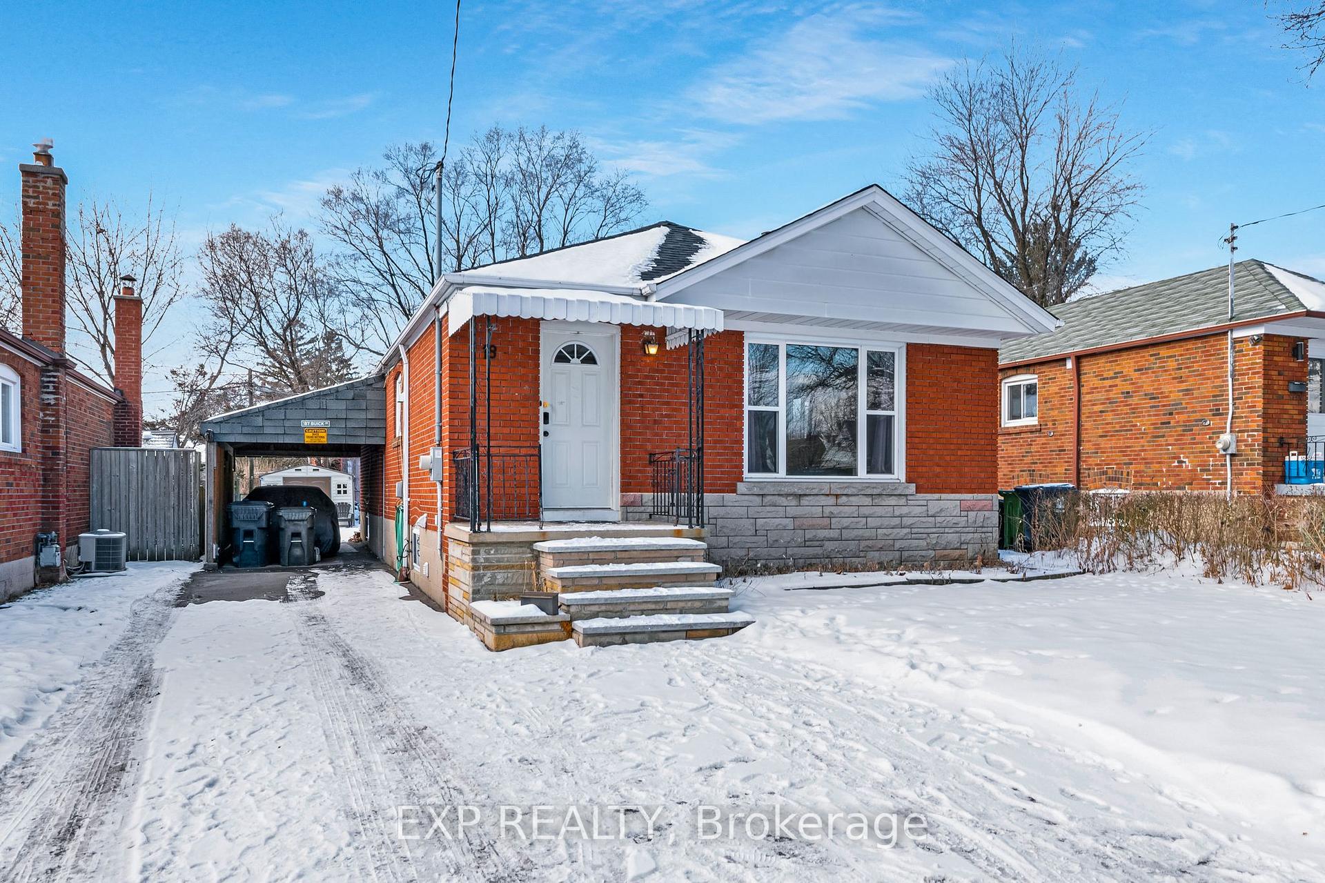18 Lewiston Road, Toronto, ON M1P 1X7