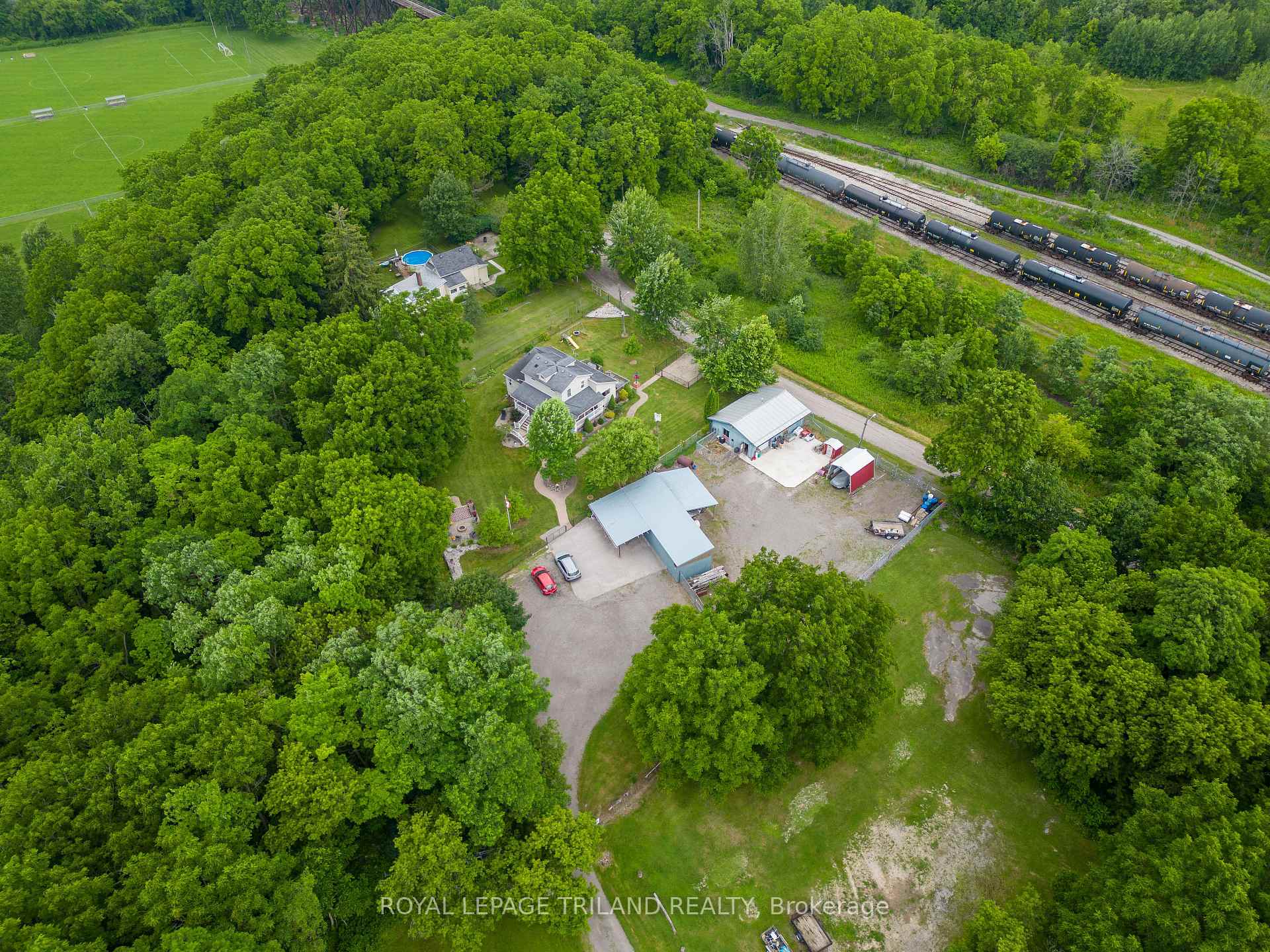 18 Omemee Street N, St. Thomas, ON N5P 1W1