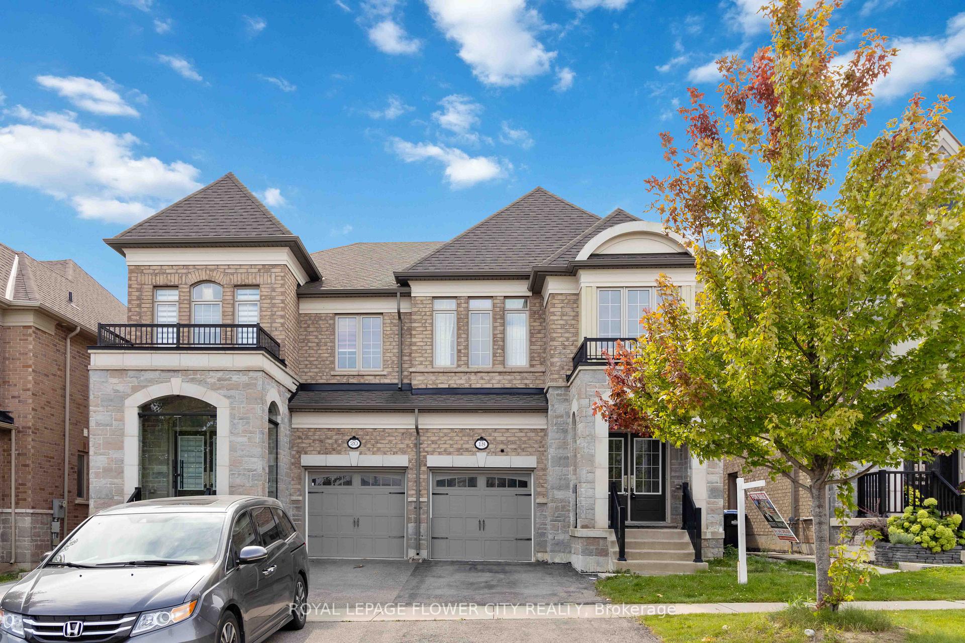 18 Rising Hill Ridge E, Brampton, ON L6Y 0C3