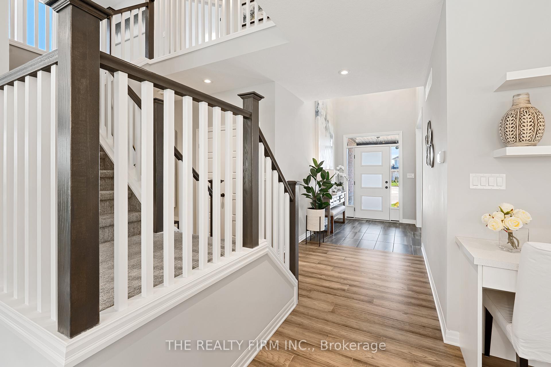 18 Sugar Bush Path, St. Thomas, ON N5R 0K6