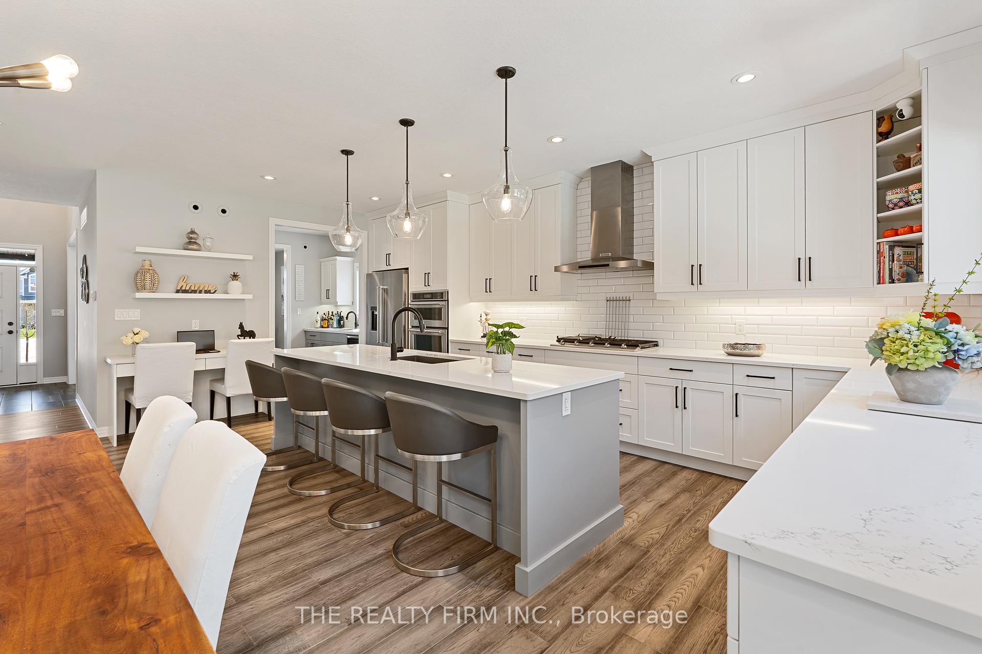 18 Sugar Bush Path, St. Thomas, ON N5R 0K6