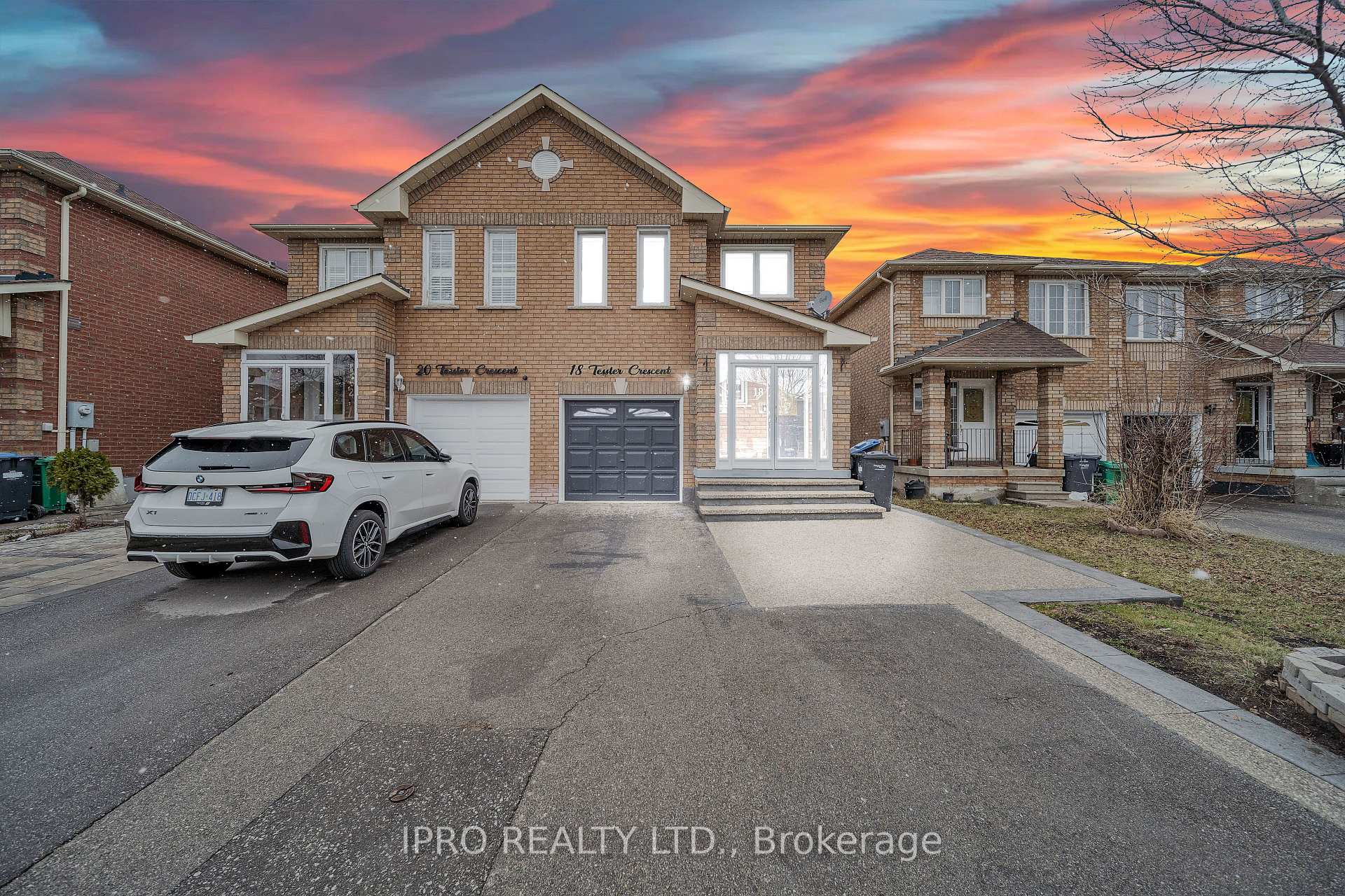 18 Tessler Crescent, Brampton, ON L6X 4P8