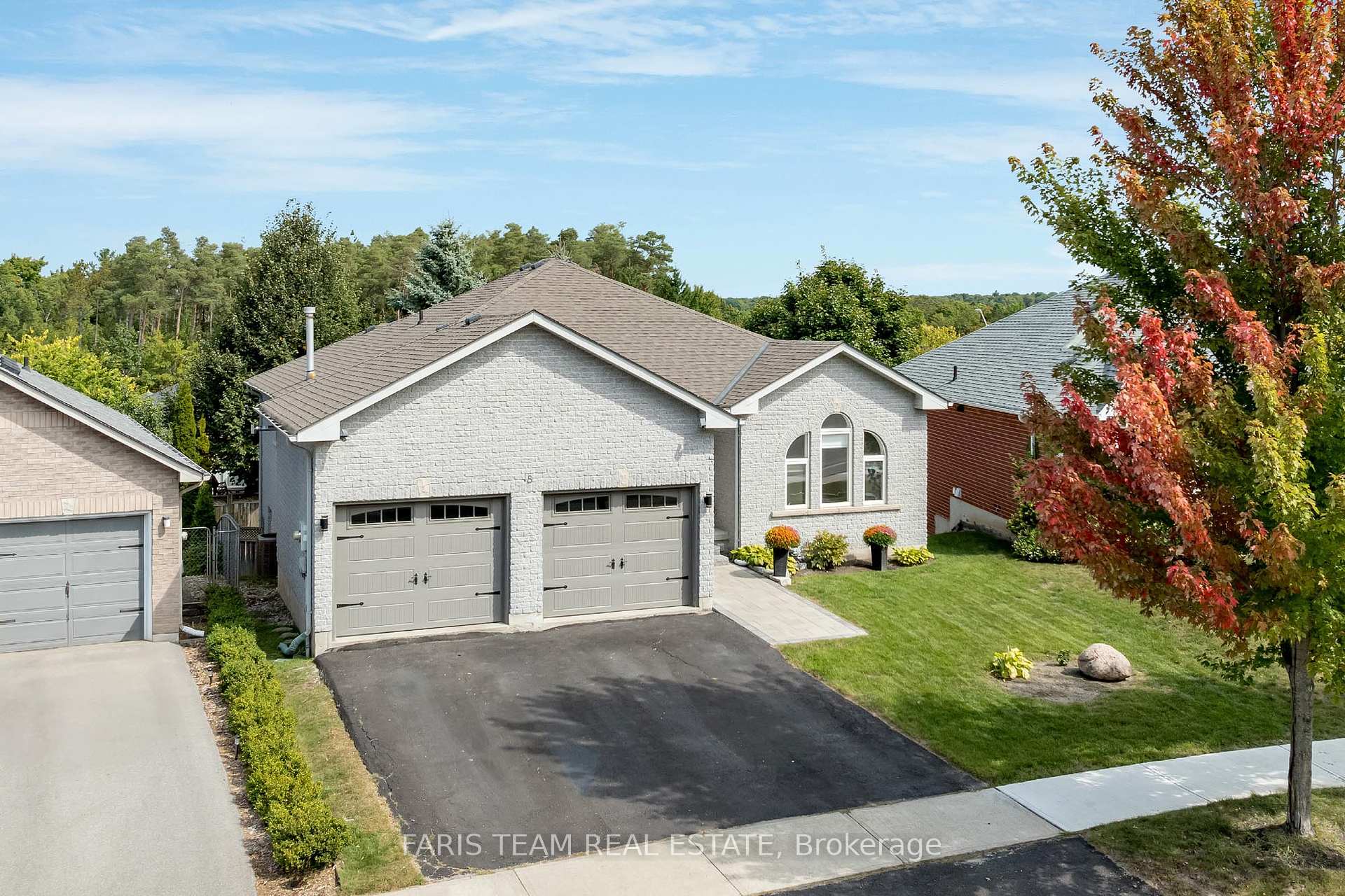 18 Todd Drive, Barrie, ON L4N 9K6