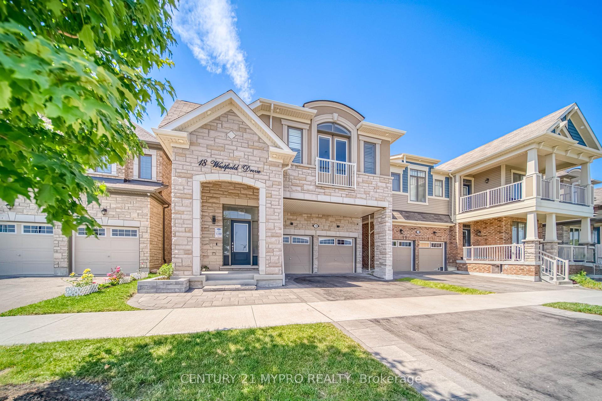 18 Westfield Drive, Whitby, ON L1P 0E7