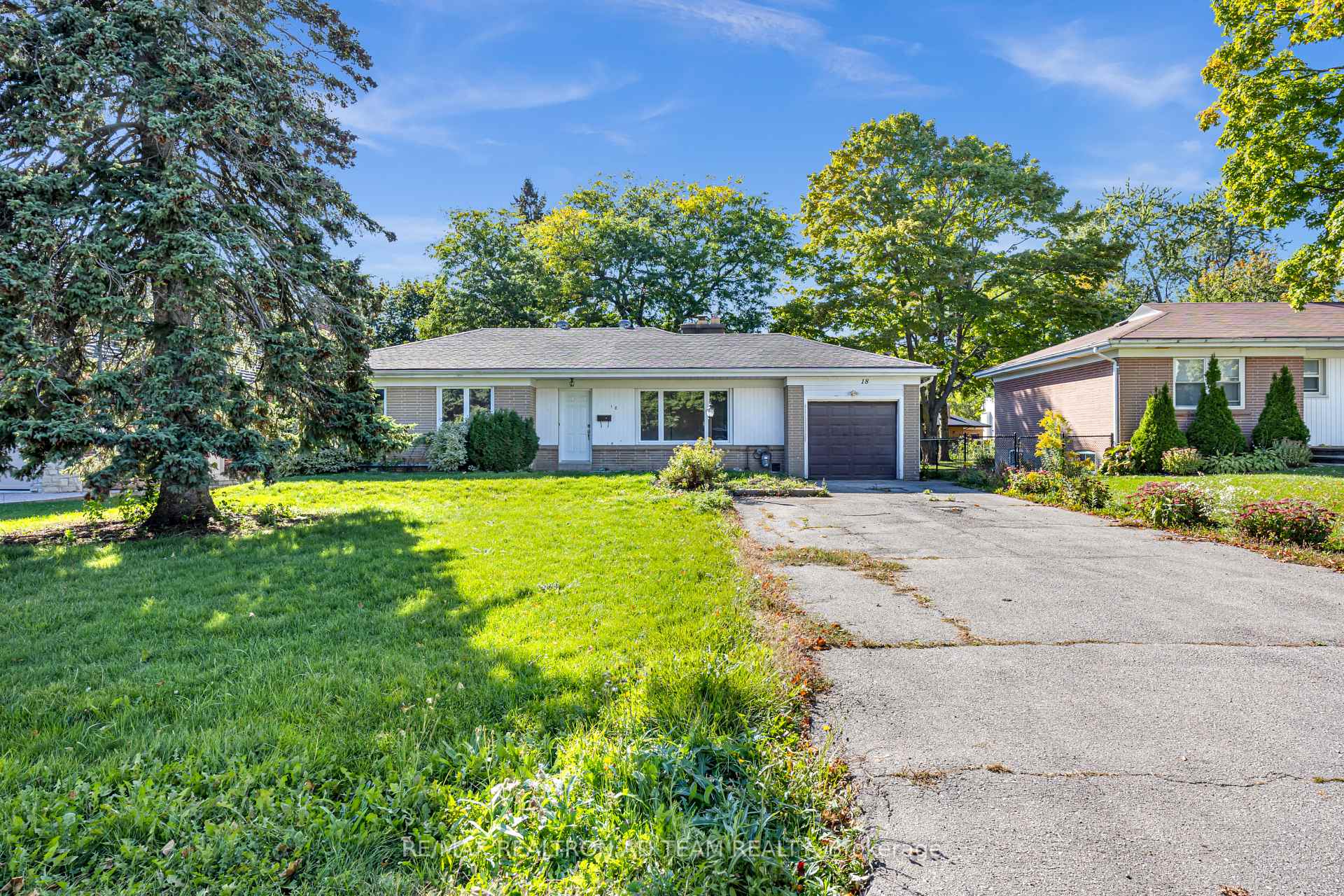 Bsmnt - 18 Windridge Drive, Markham, ON L3P 1T8