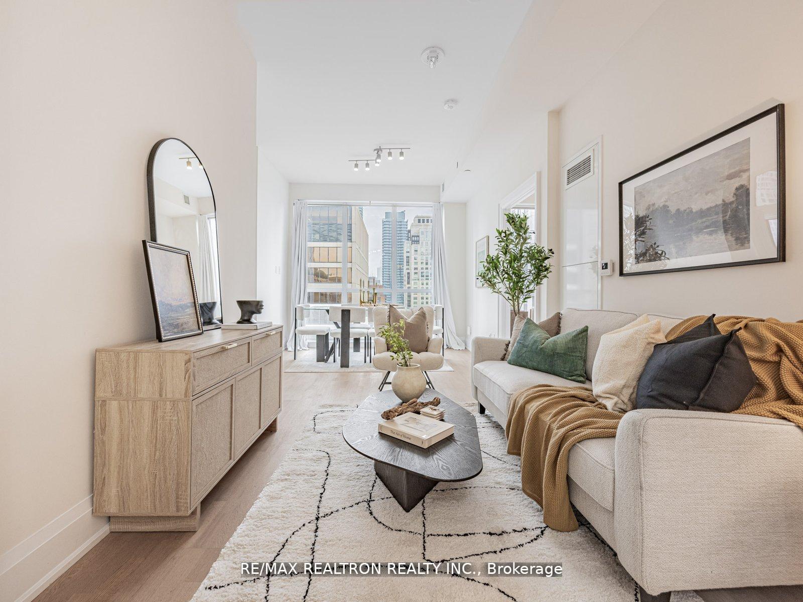 1801 - 88 Cumberland Street, Toronto, ON M5R 1A3