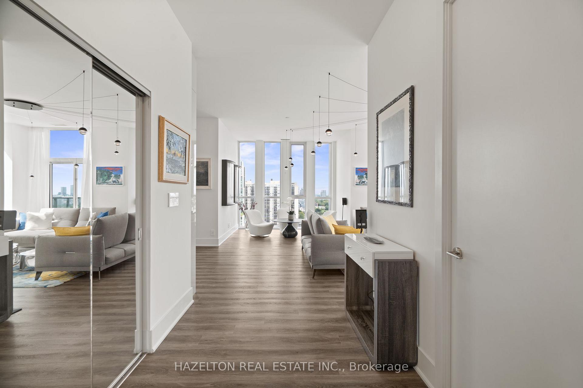 1802 - 1486 Bathurst Street, Toronto, ON M5P 3G9