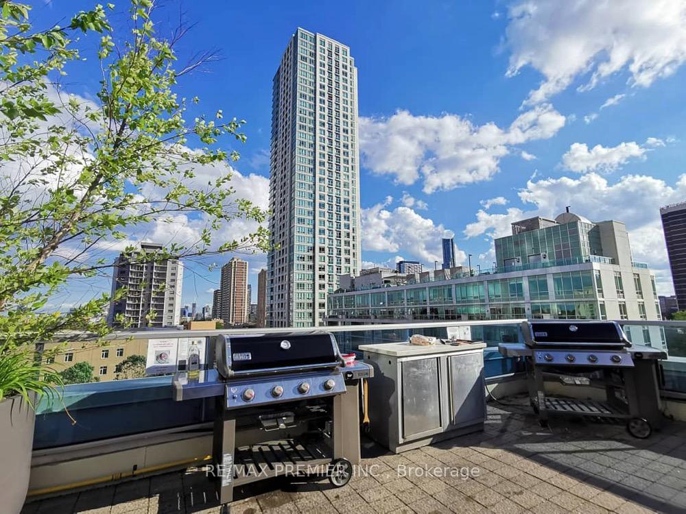 1805 - 500 Sherbourne Street, Toronto, ON M4X 1L1
