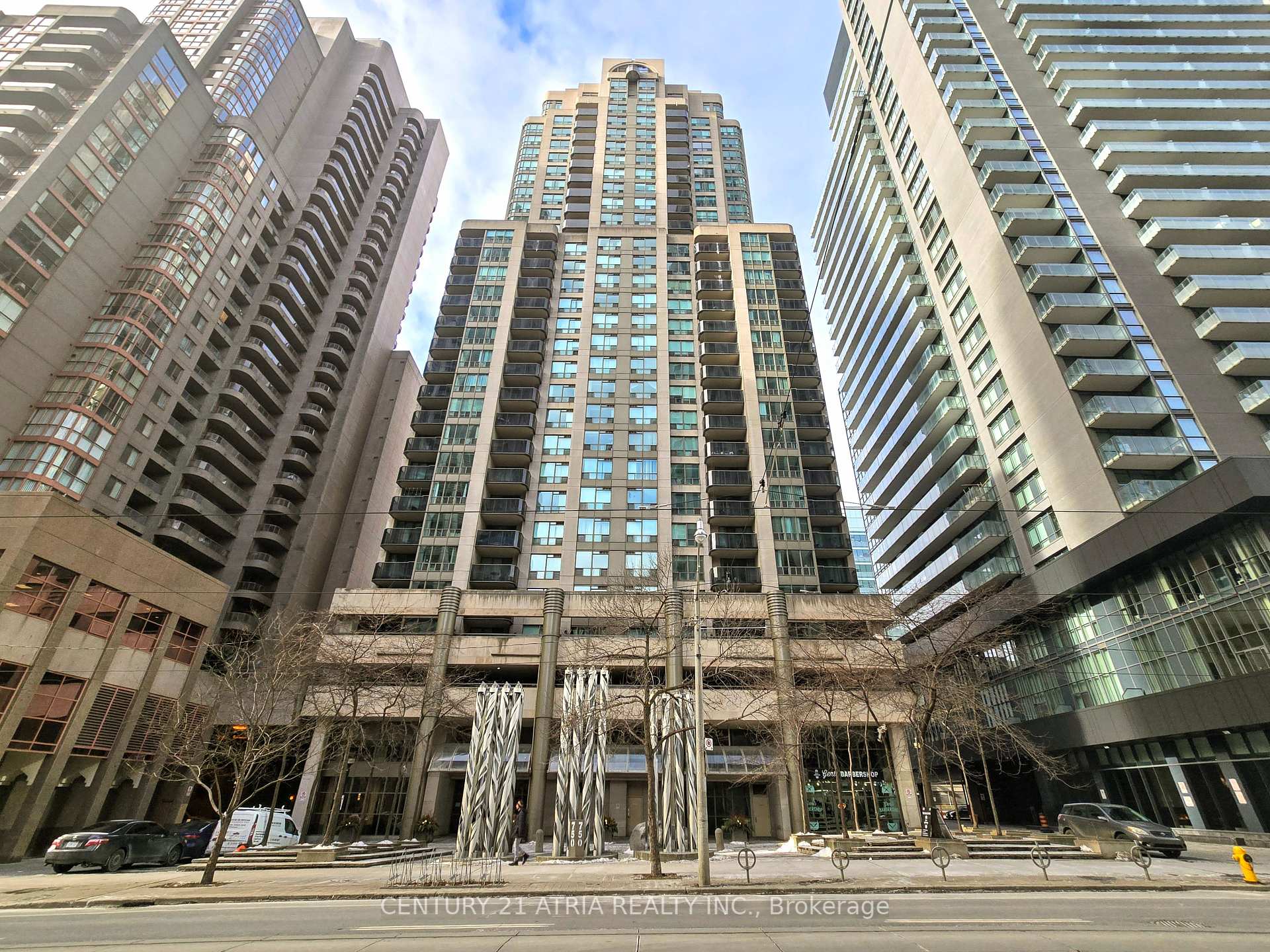 1806 - 750 Bay Street, Toronto, ON M5G 1N6