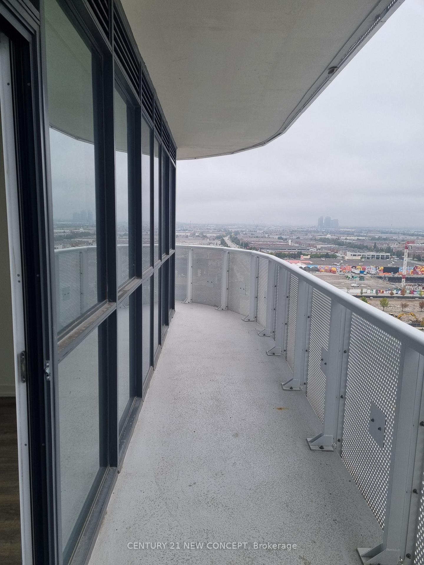 1806 - 8 Interchange Way, Vaughan, ON L4K 0R2