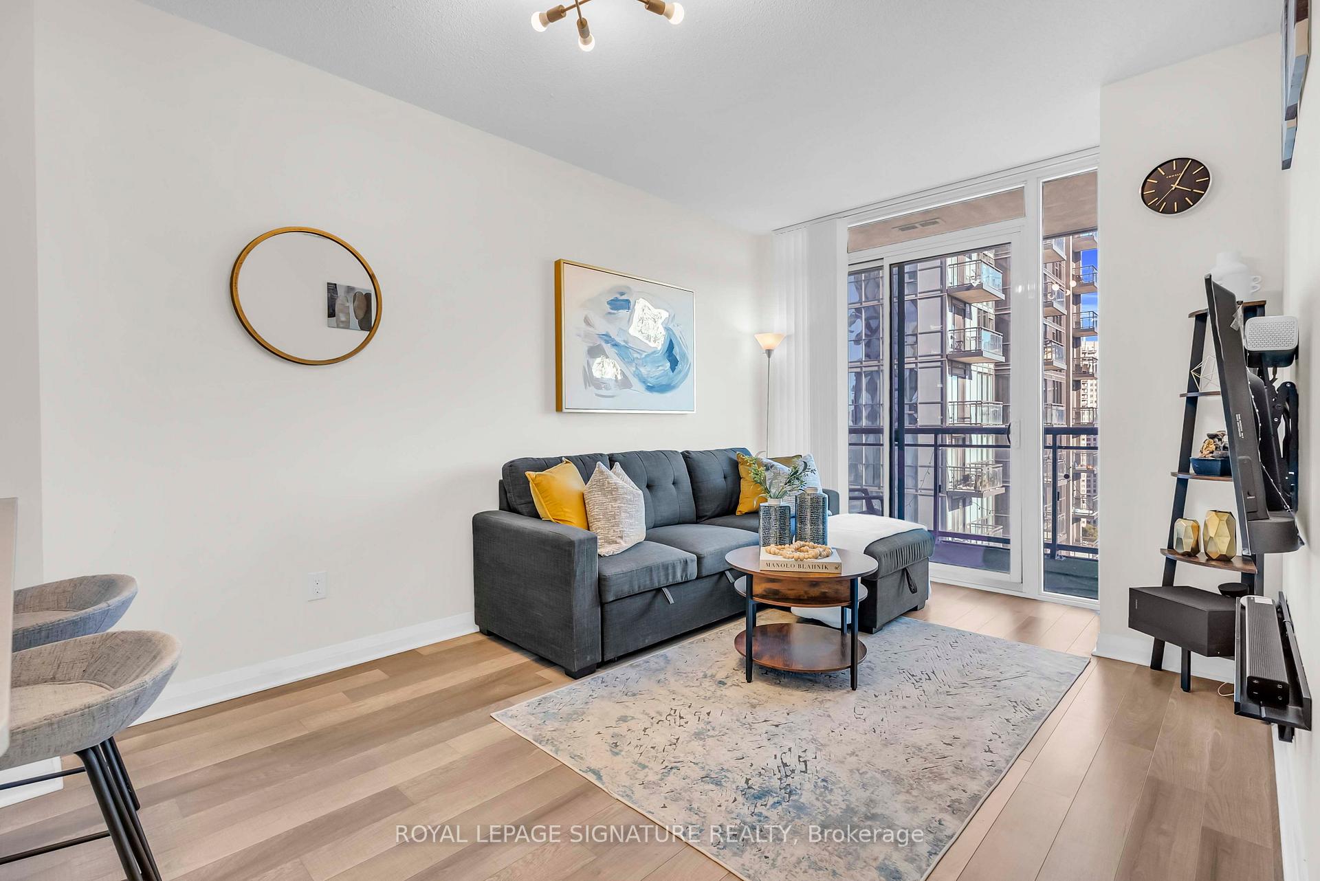 1811 - 5033 Four Springs Avenue, Mississauga, ON L5R 0G6
