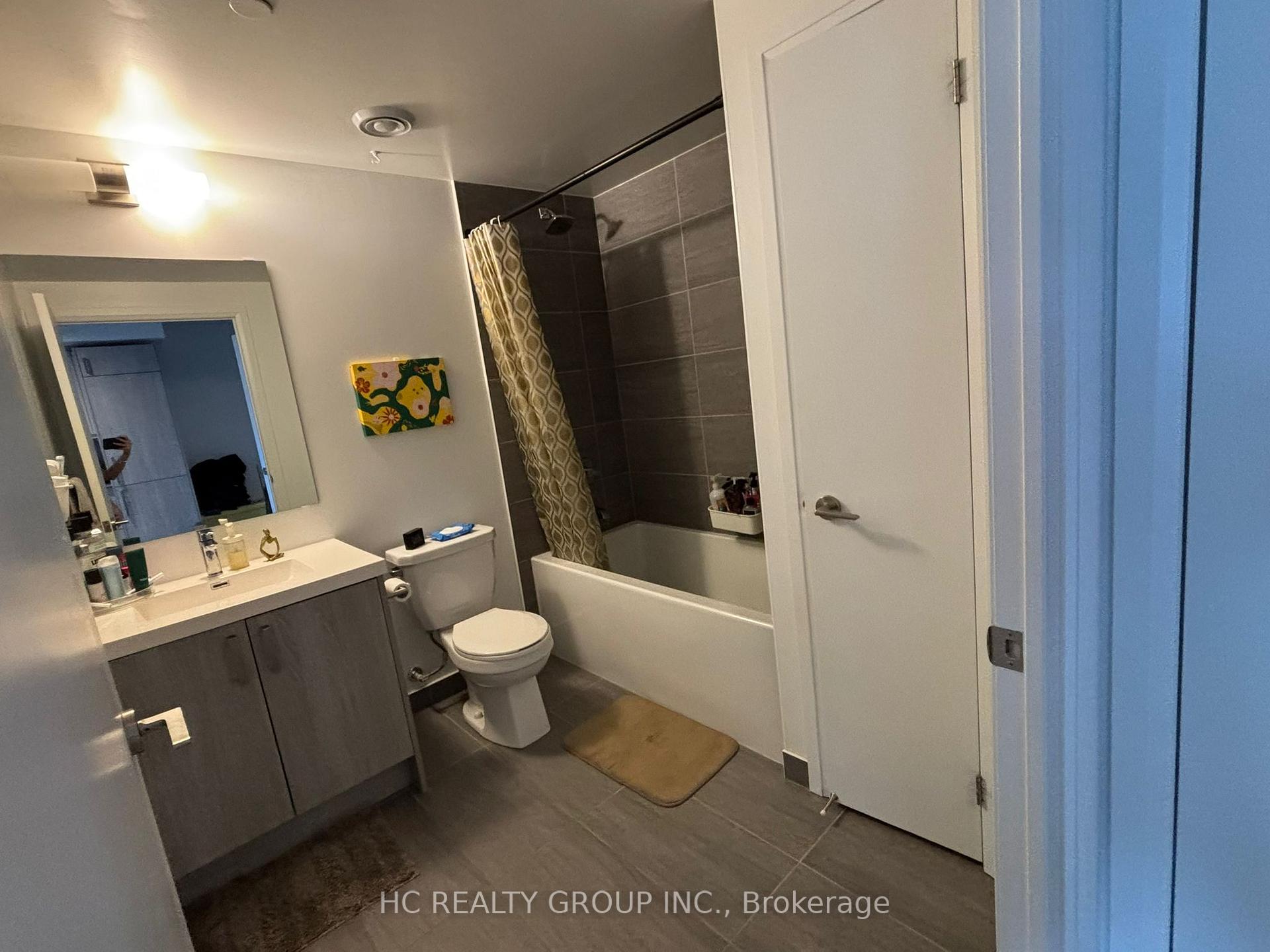 1811 - 77 Mutual Street, Toronto, ON M5B 0B9