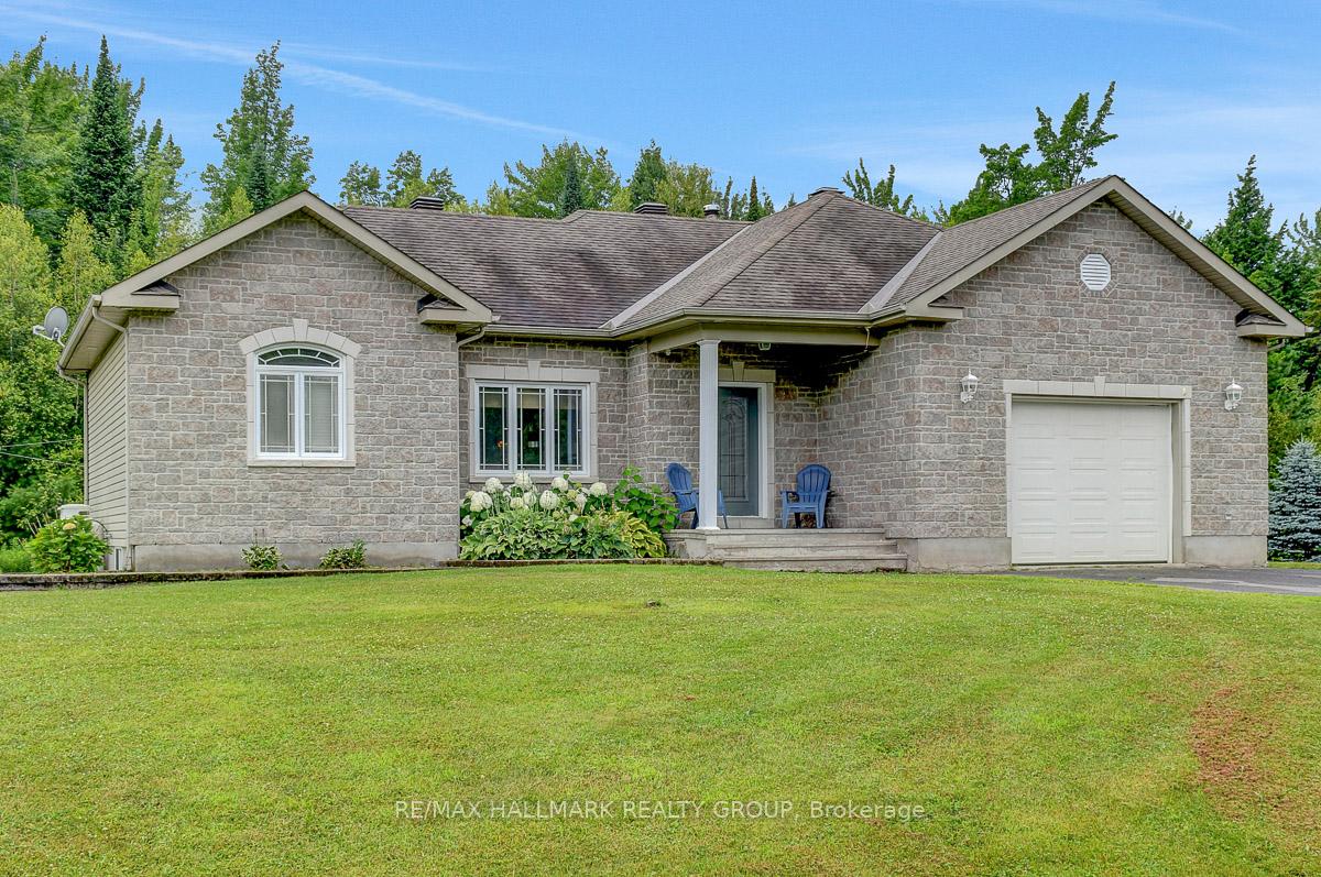 1814 Sarrazin Street, Alfred and Plantagenet, ON K0B 1L0