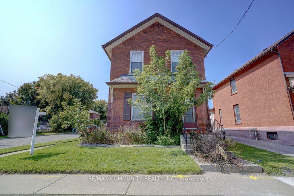 182 Albert Street, Oshawa, ON L1H 4R2