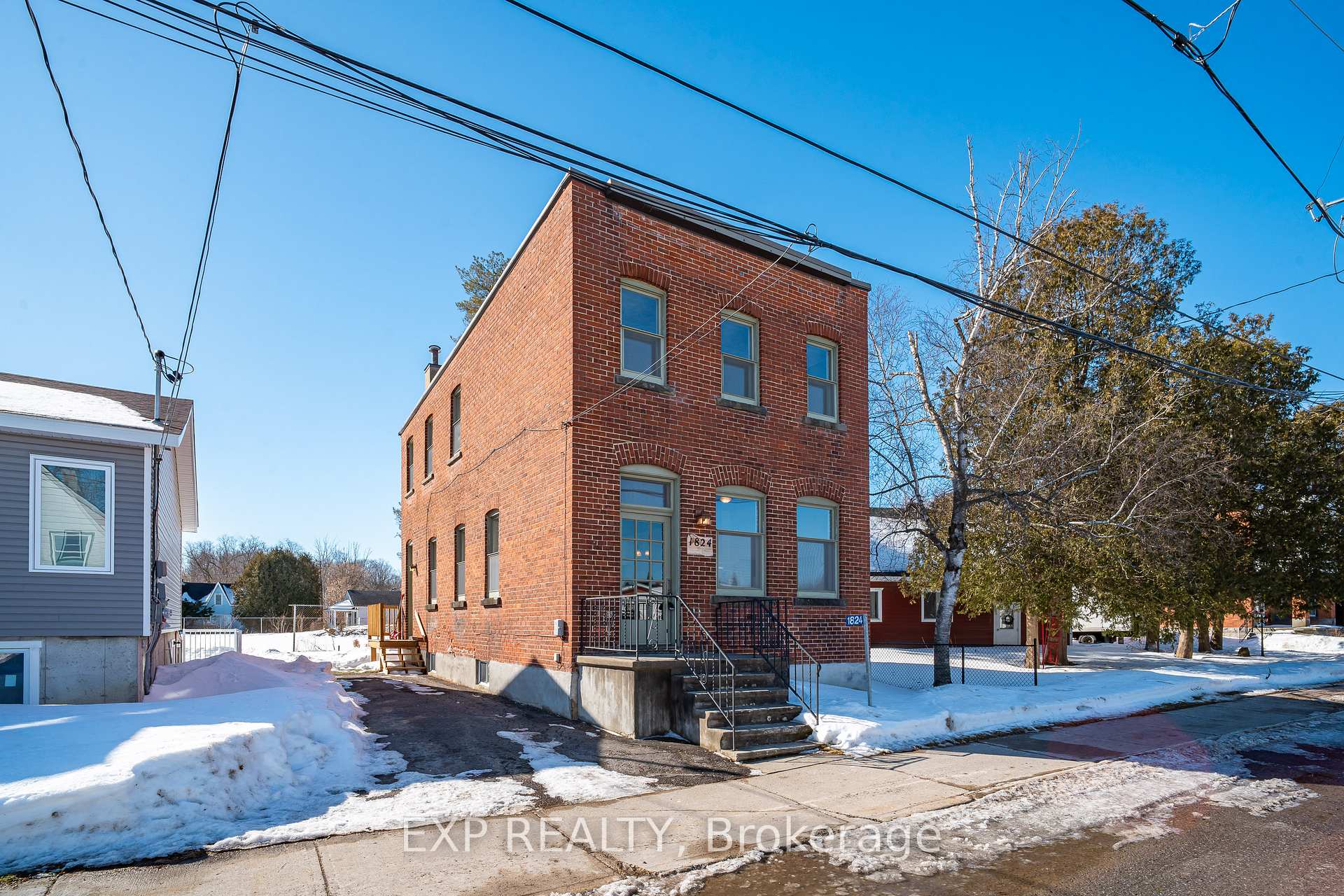 1824 FARWEL Street, Orleans - Cumberland and Area, ON K0A 3H0
