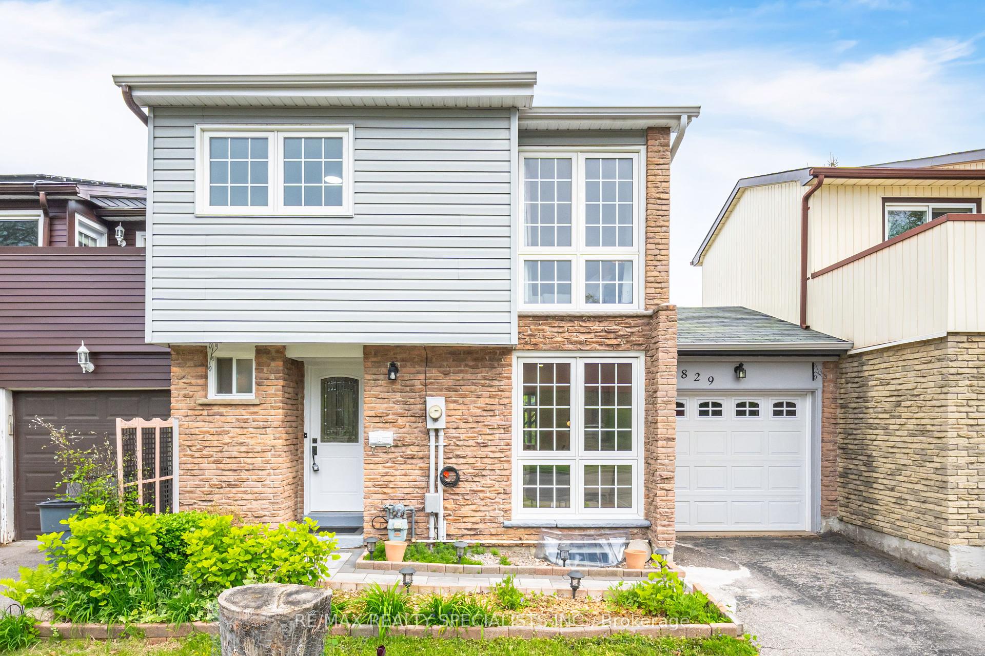 1829 Foleyet Crescent N, Pickering, ON L1V 2X8