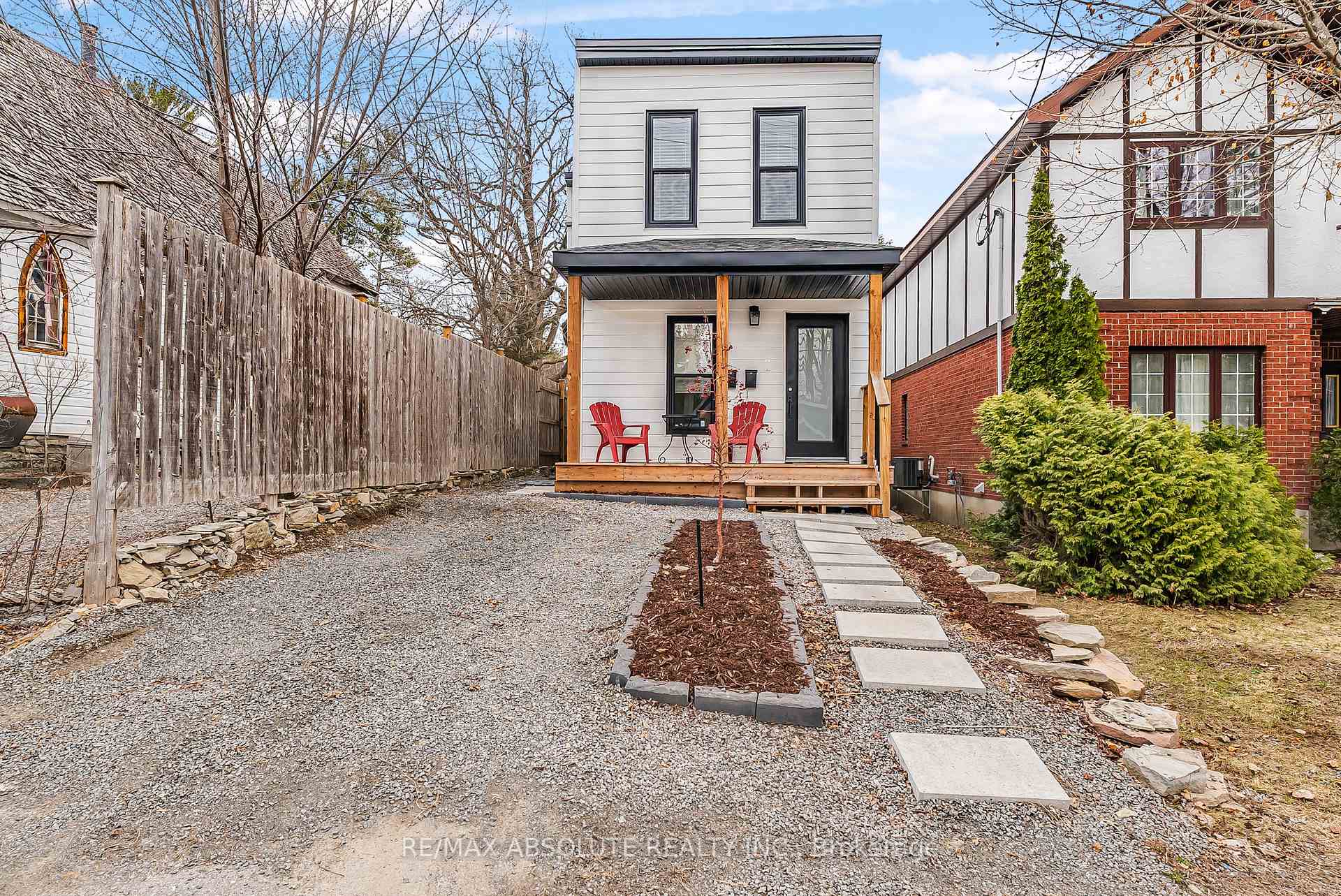 183 Britannia Road, Britannia - Lincoln Heights and Area, ON K2B 5X1