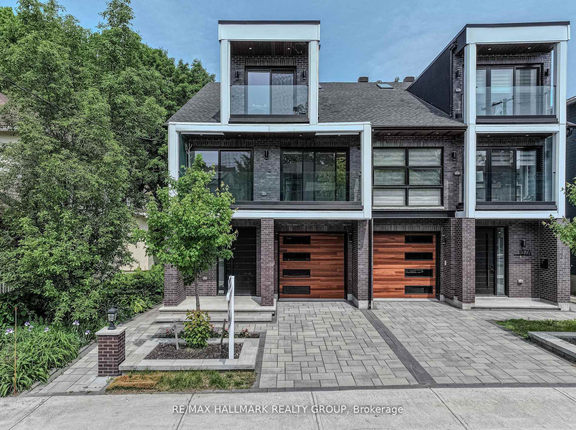 185 CARLETON Avenue, Tunneys Pasture and Ottawa West, ON K1Y 0J5