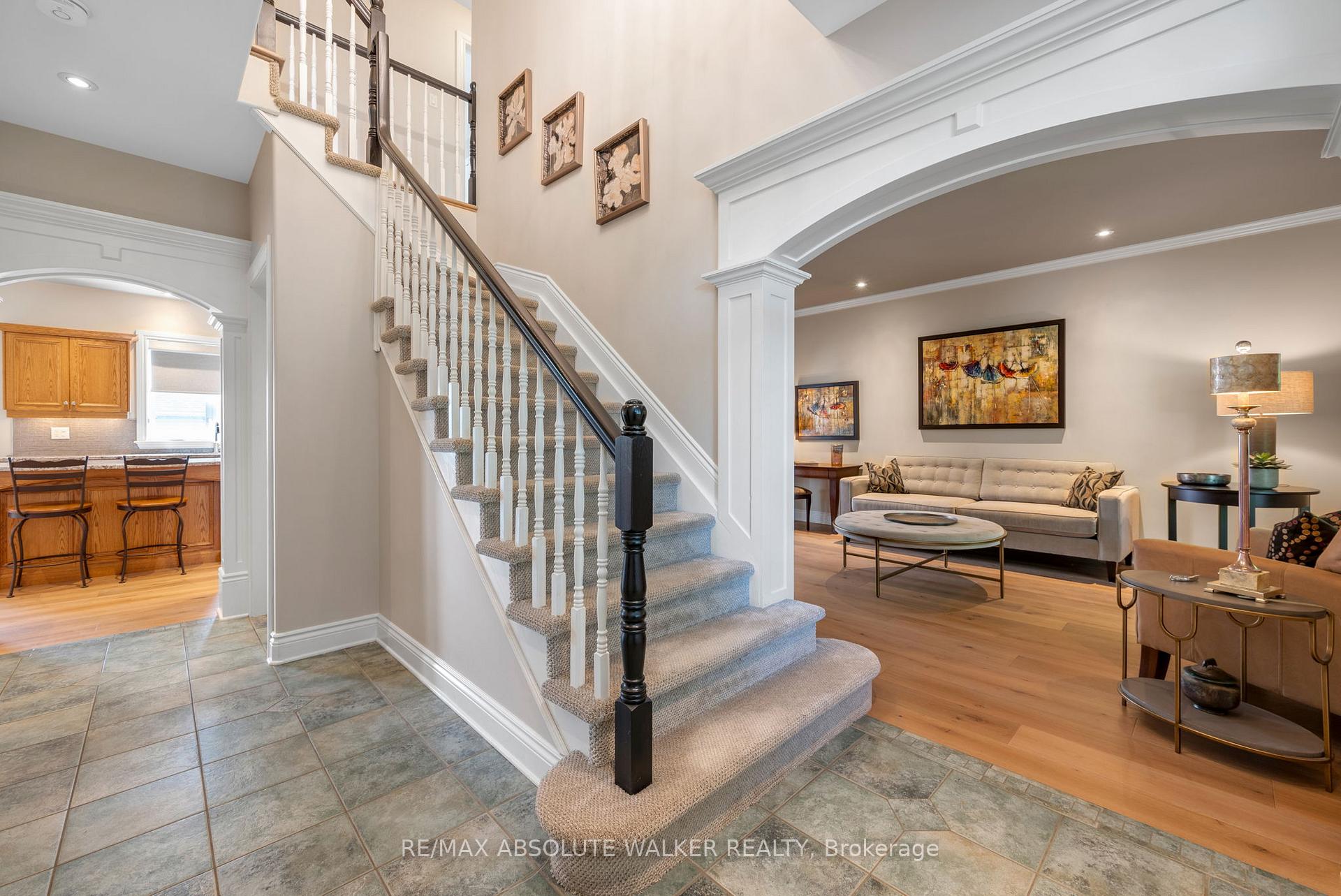 185 Glenncastle Drive, Carp - Huntley Ward, ON K0A 1L0