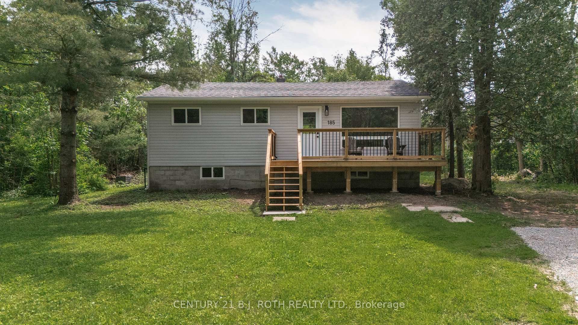 185 Silver Birch Crescent, Tay, ON L0K 1R0