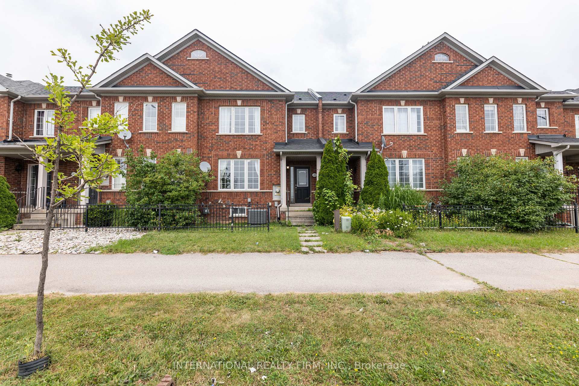 1855 Appleby Line, Burlington, ON L7L 7M1