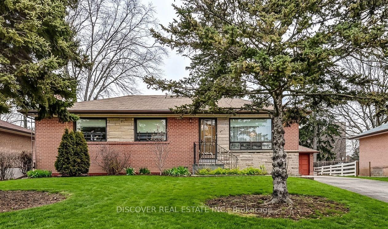 Ground Floor only - 186 Floradale Drive, Mississauga, ON L5B 1G3