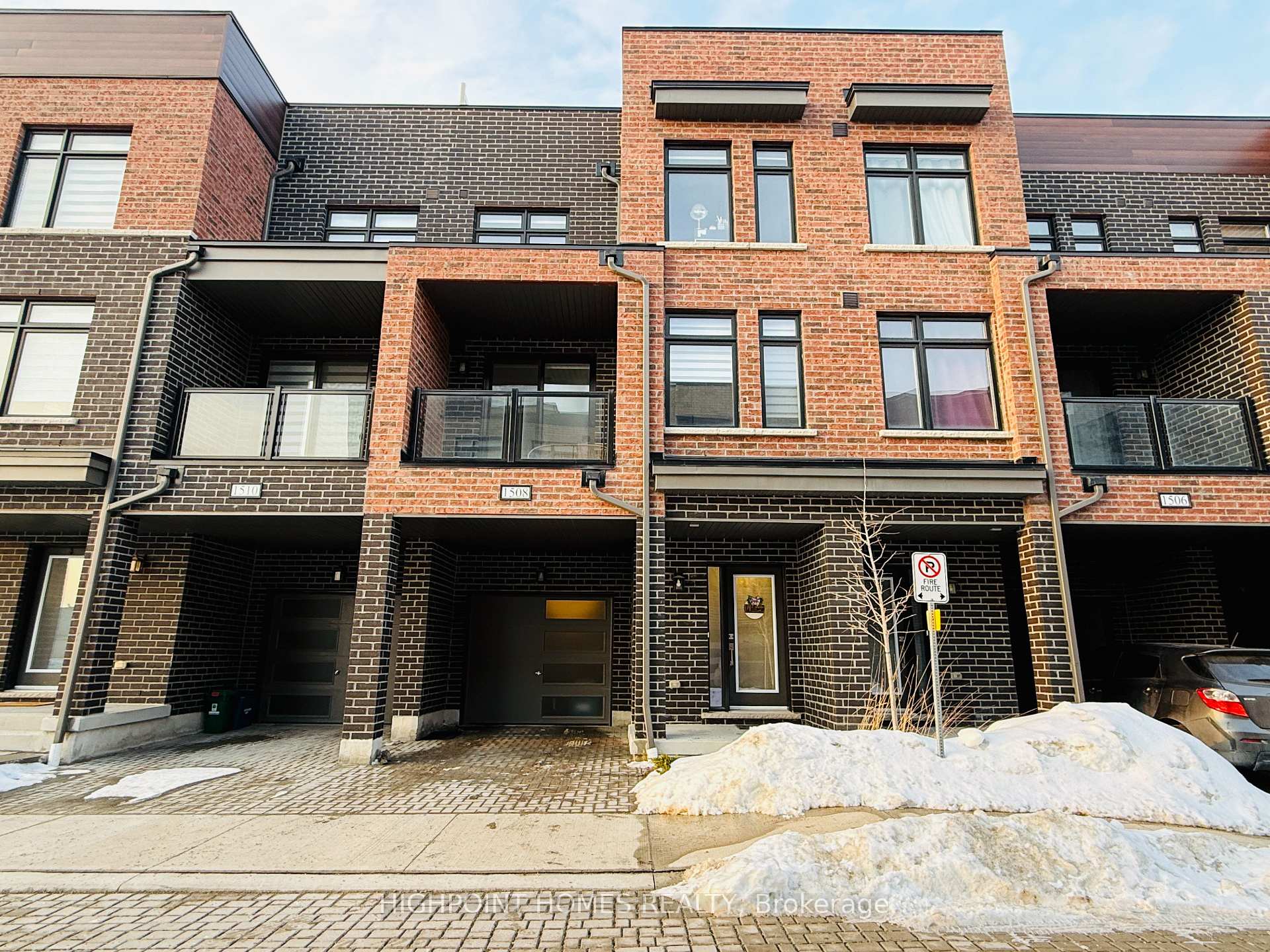 703 - 1865 Pickering Parkway, Pickering, ON L1V 0H2