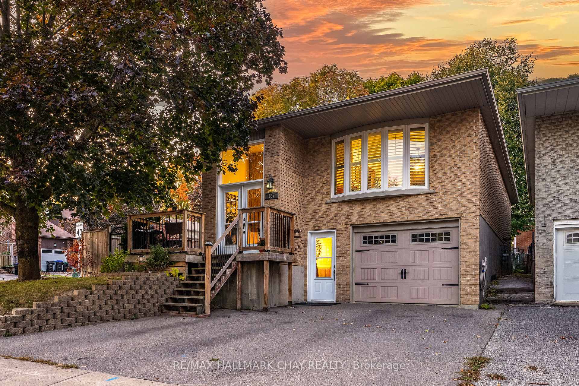 187 Fred Cook Drive, Bradford West Gwillimbury, ON L3Z 1V1