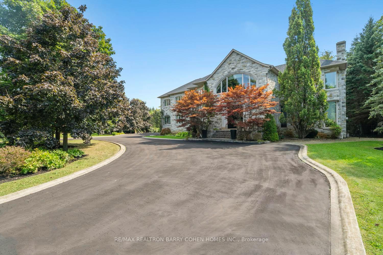 187 Mattucci Court, Vaughan, ON L4L 8Z1