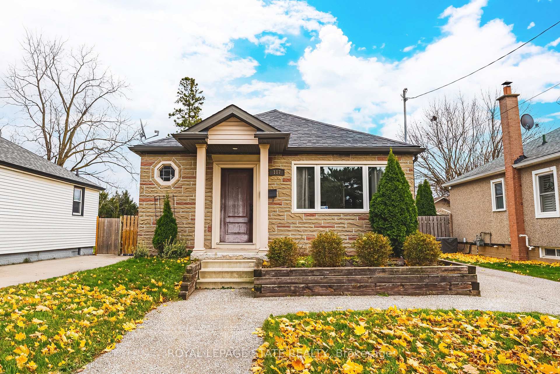 187 Summerhill Avenue, Hamilton, ON L8K 3N5