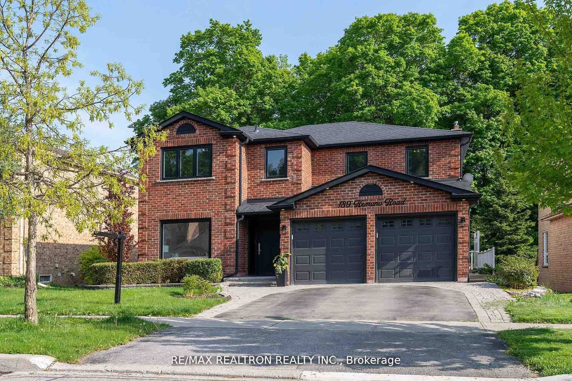 189 Kemano Road, Aurora, ON L4G 4Z3