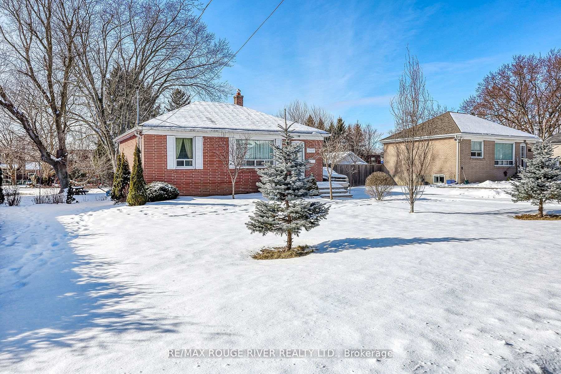 1894 Glendale Drive, Pickering, ON L1V 1V7
