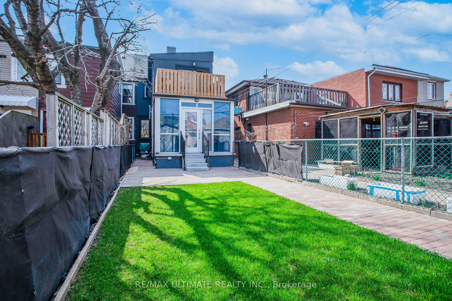 Main Floor - 19 Bartlett Avenue, Toronto, ON M6H 3E8