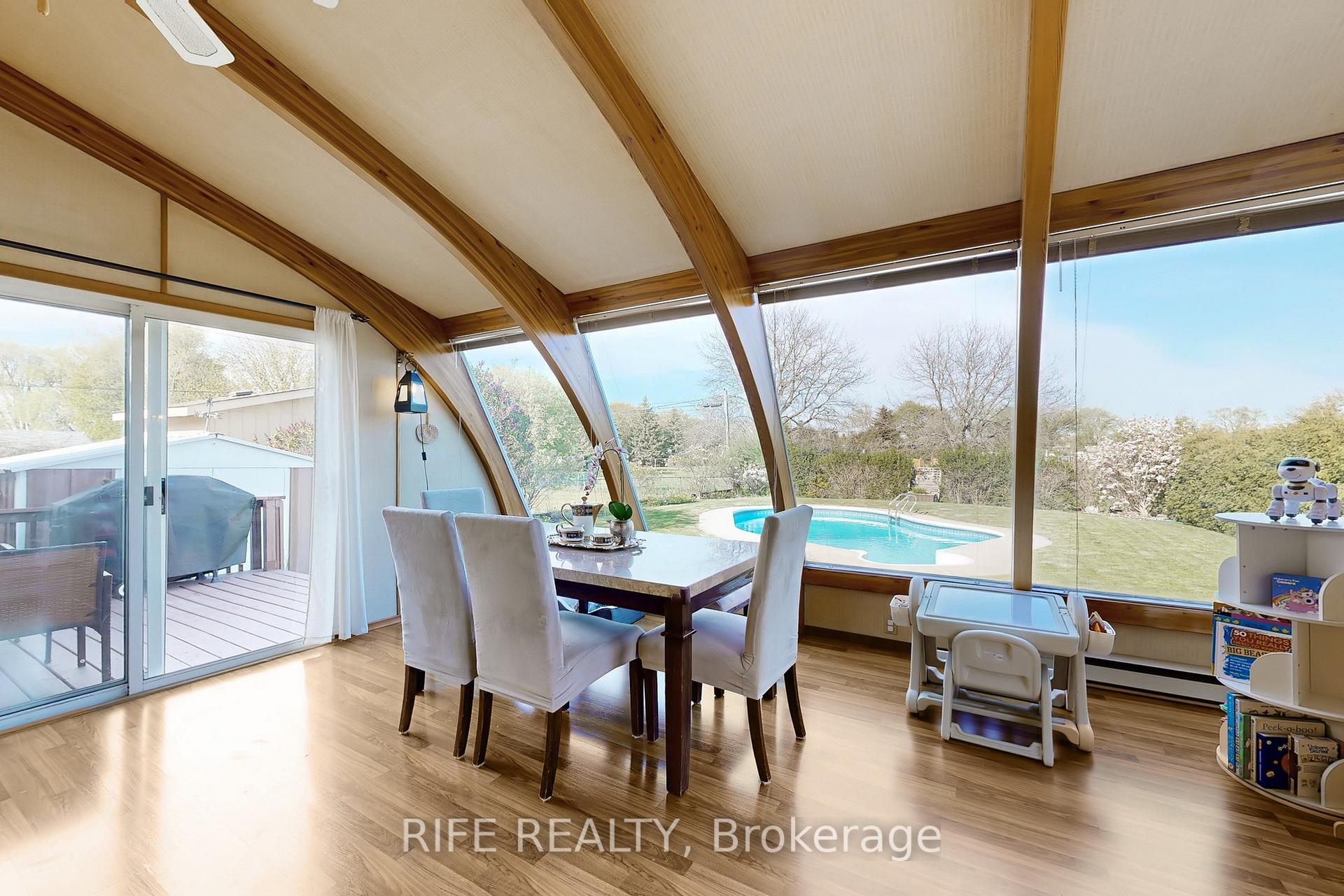 19 Buena Vista Avenue, Toronto, ON M1S 1J3