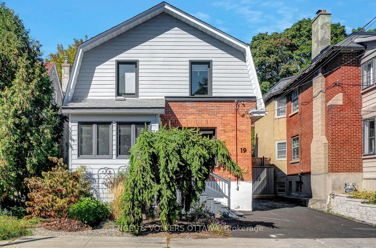 19 Foster Street, West Centre Town, ON K1Y 3J3