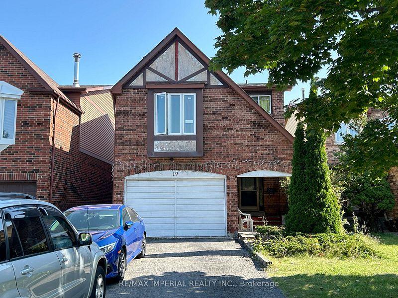 19 Frank River Drive, Toronto, ON M1W 3R9