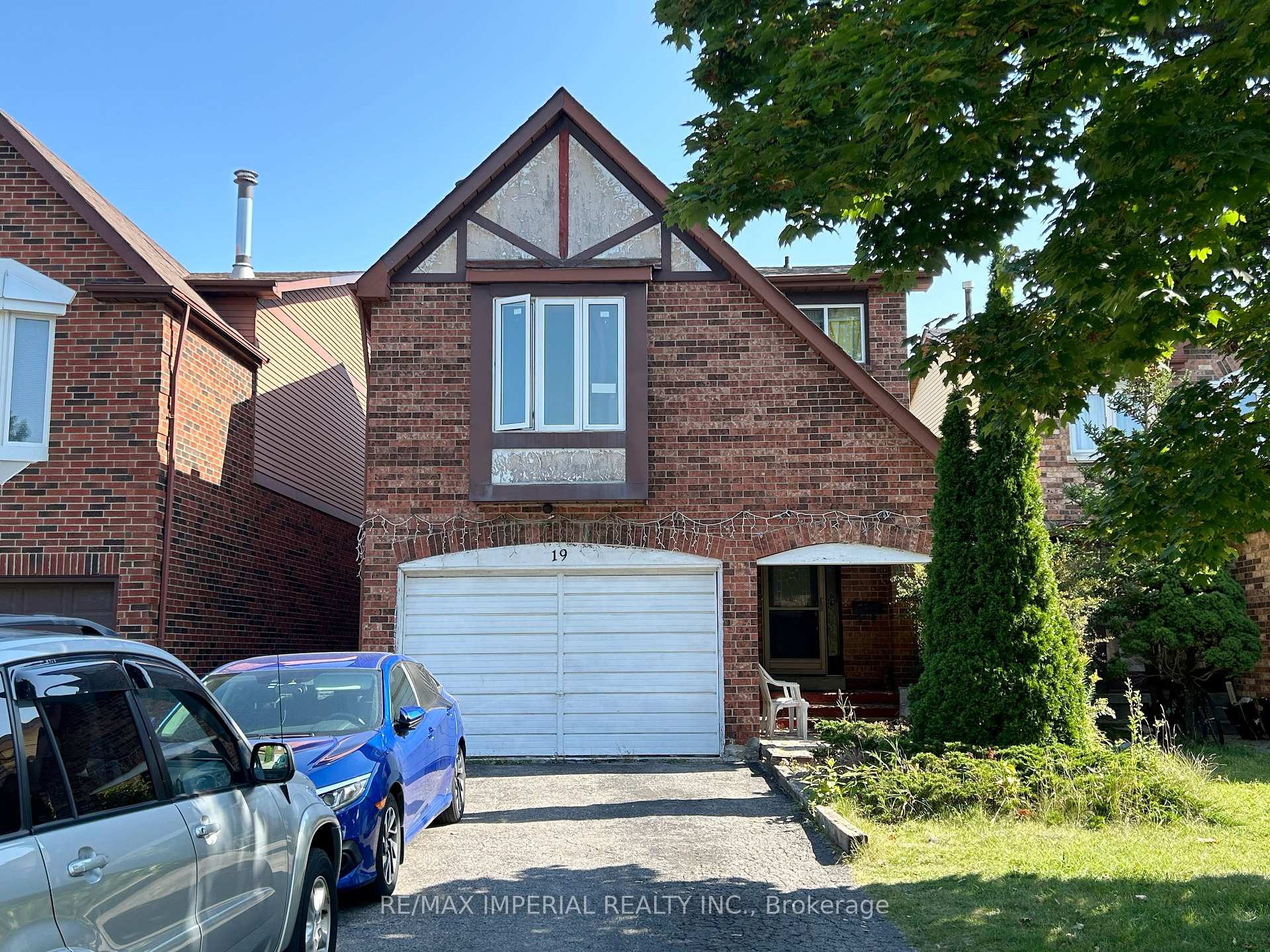 19 Frank Rivers Drive, Toronto, ON M1W 3R9