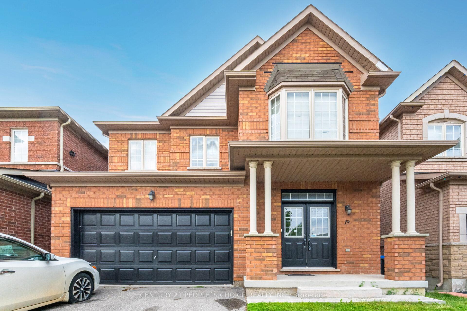 19 Frobischer Drive, Brampton, ON L6R 0L4