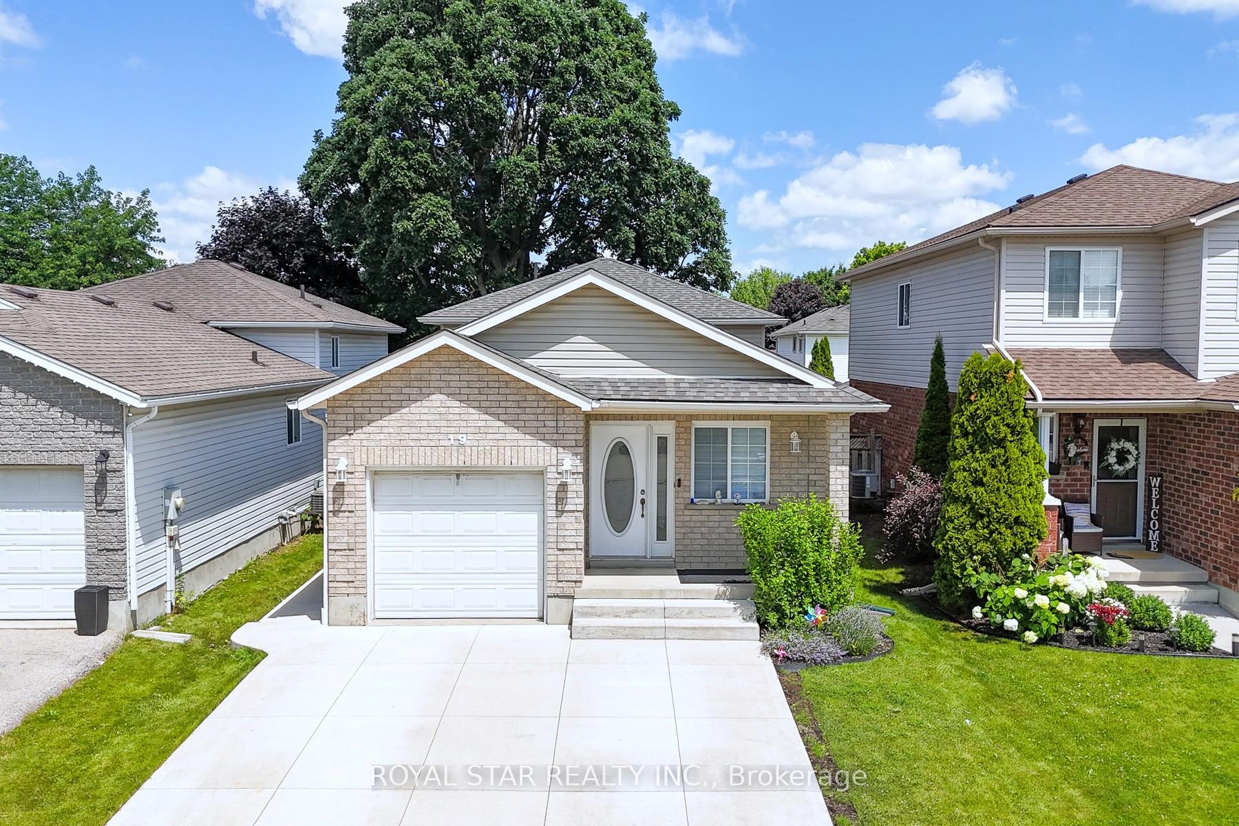 Cambridge Real Estate MLS® Listings & Houses For Sale