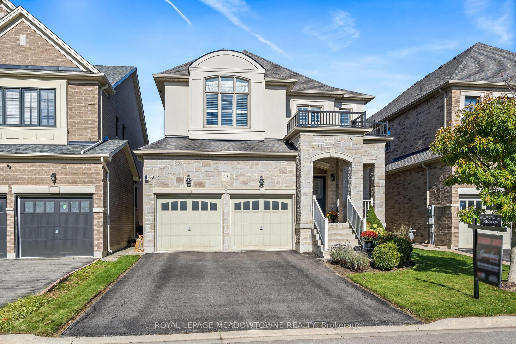 19 Mugford Crescent, Brampton, ON L6Y 6A7