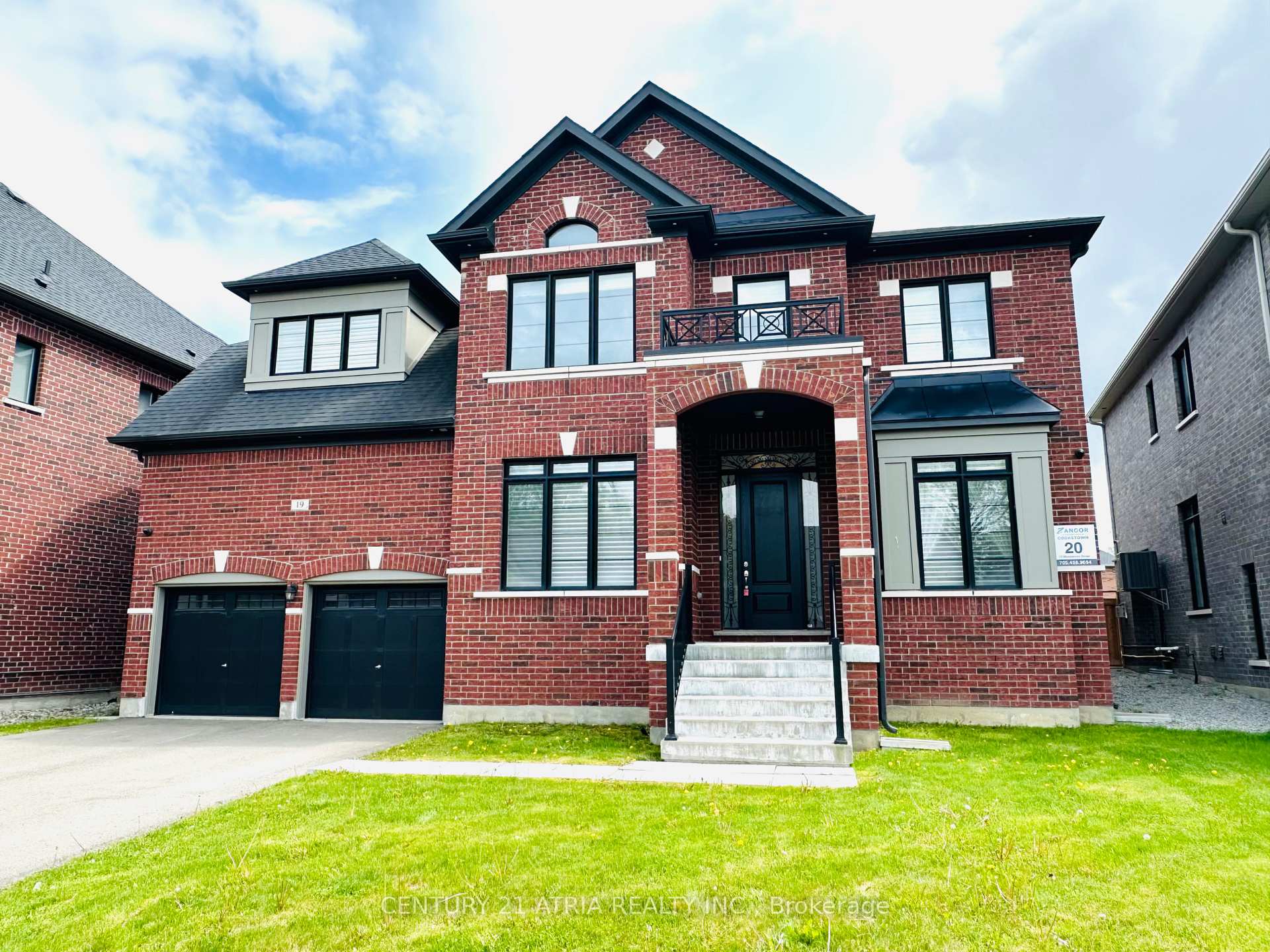 19 Mumberson Street, Innisfil, ON L0L 1L0