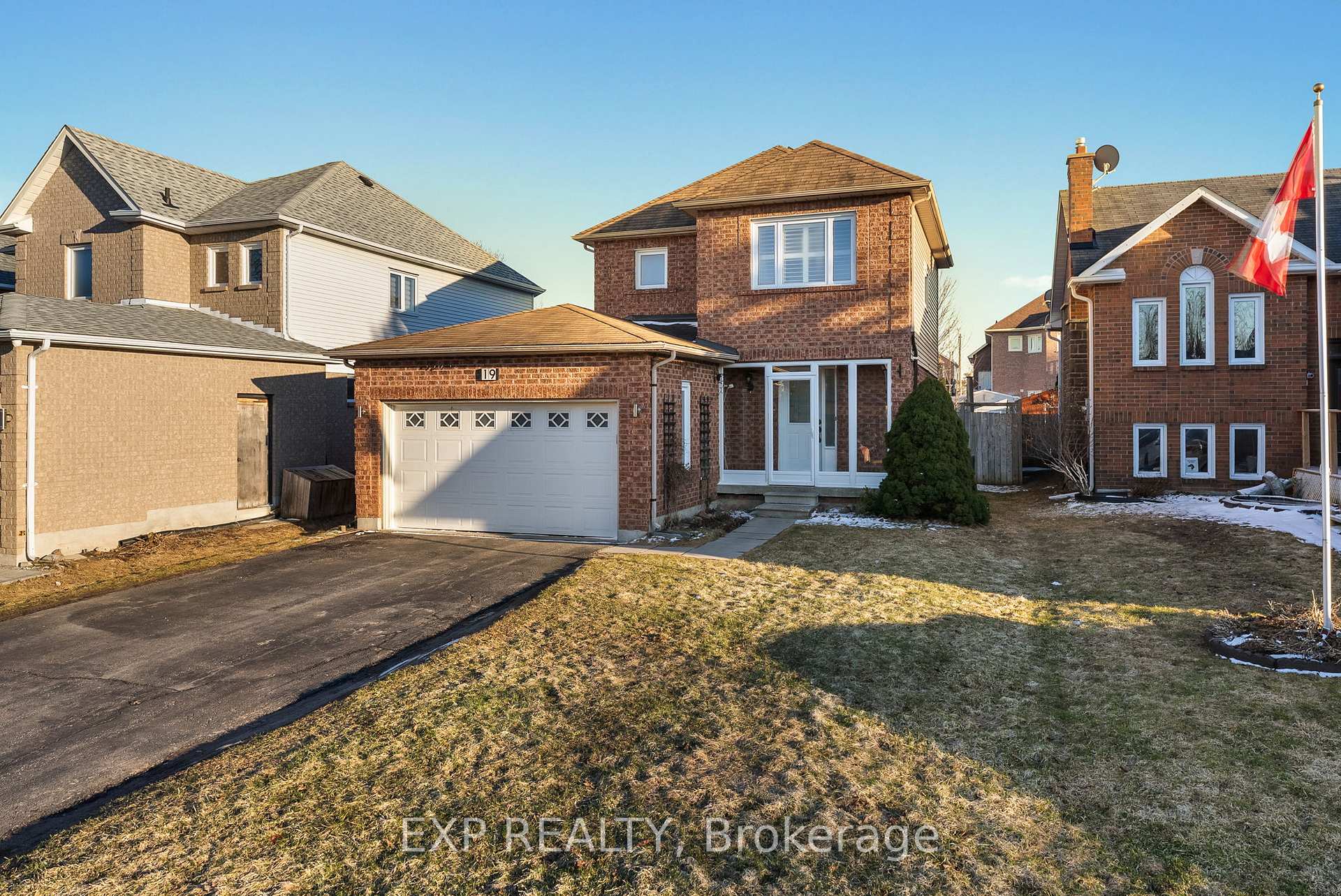 19 Natanya Boulevard, Georgina, ON L4P 3R6