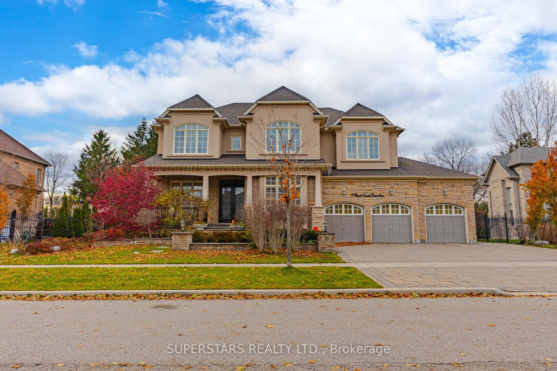 19 Royal County Down Crescent, Markham, ON L6C 0K1