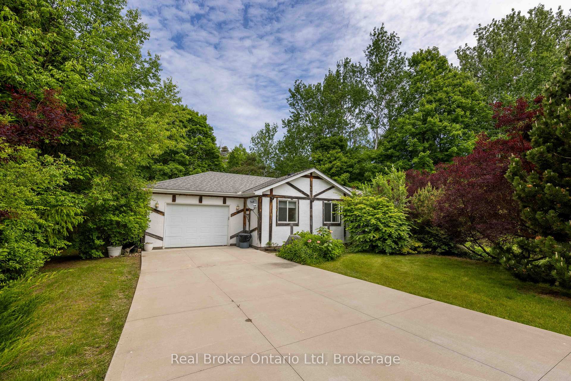 19 Sandy Pines Trail E, South Bruce Peninsula, ON N0H 2G0