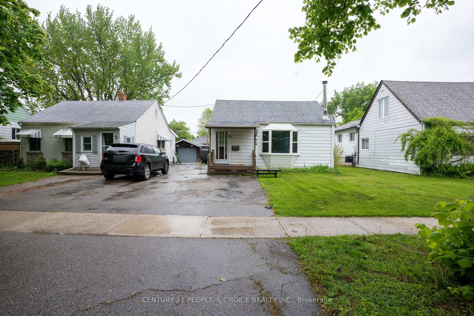 19 Sunset Boulevard, Brampton, ON L1X 1W7