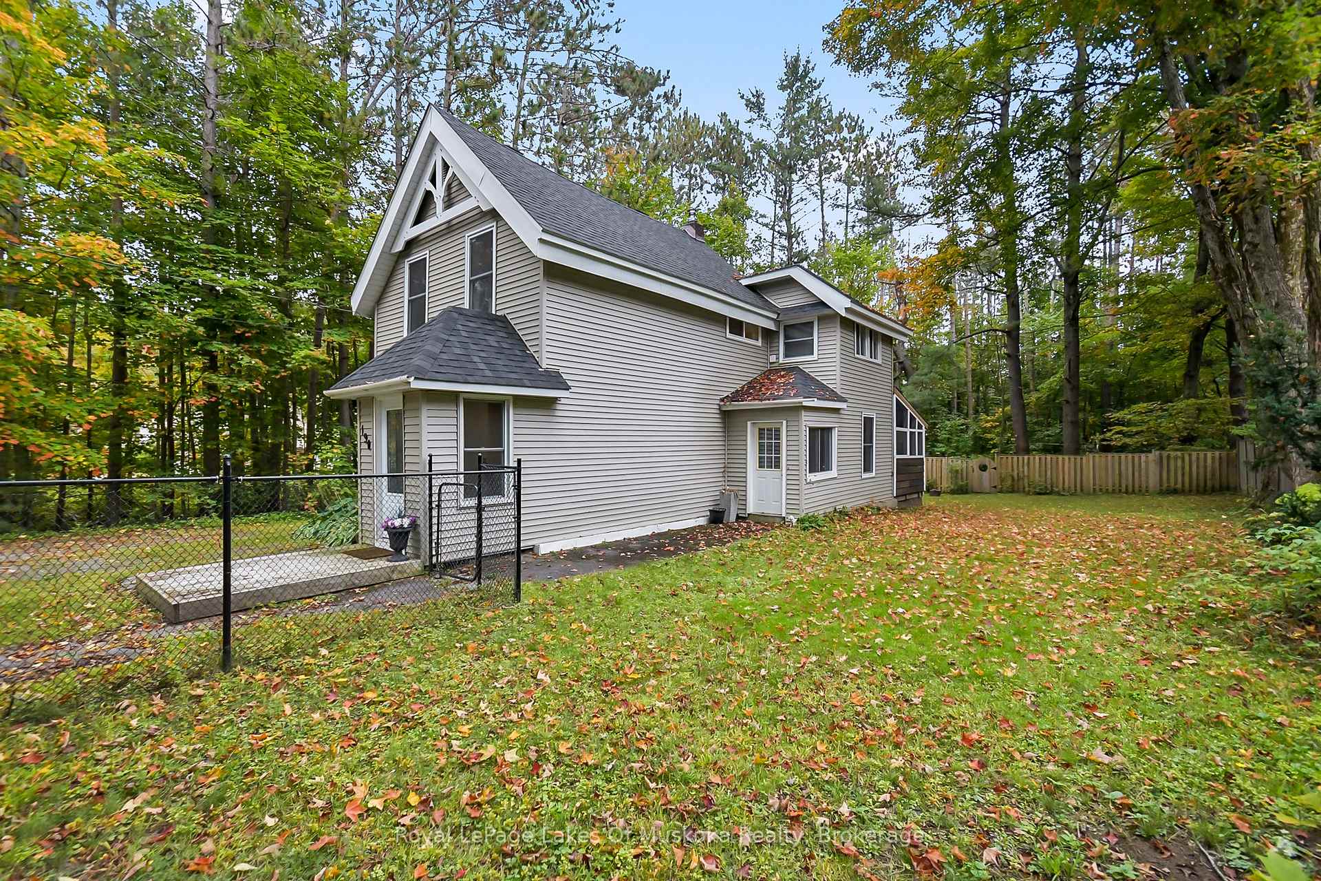 190 Maple Street, Bracebridge, ON P1L 1K4