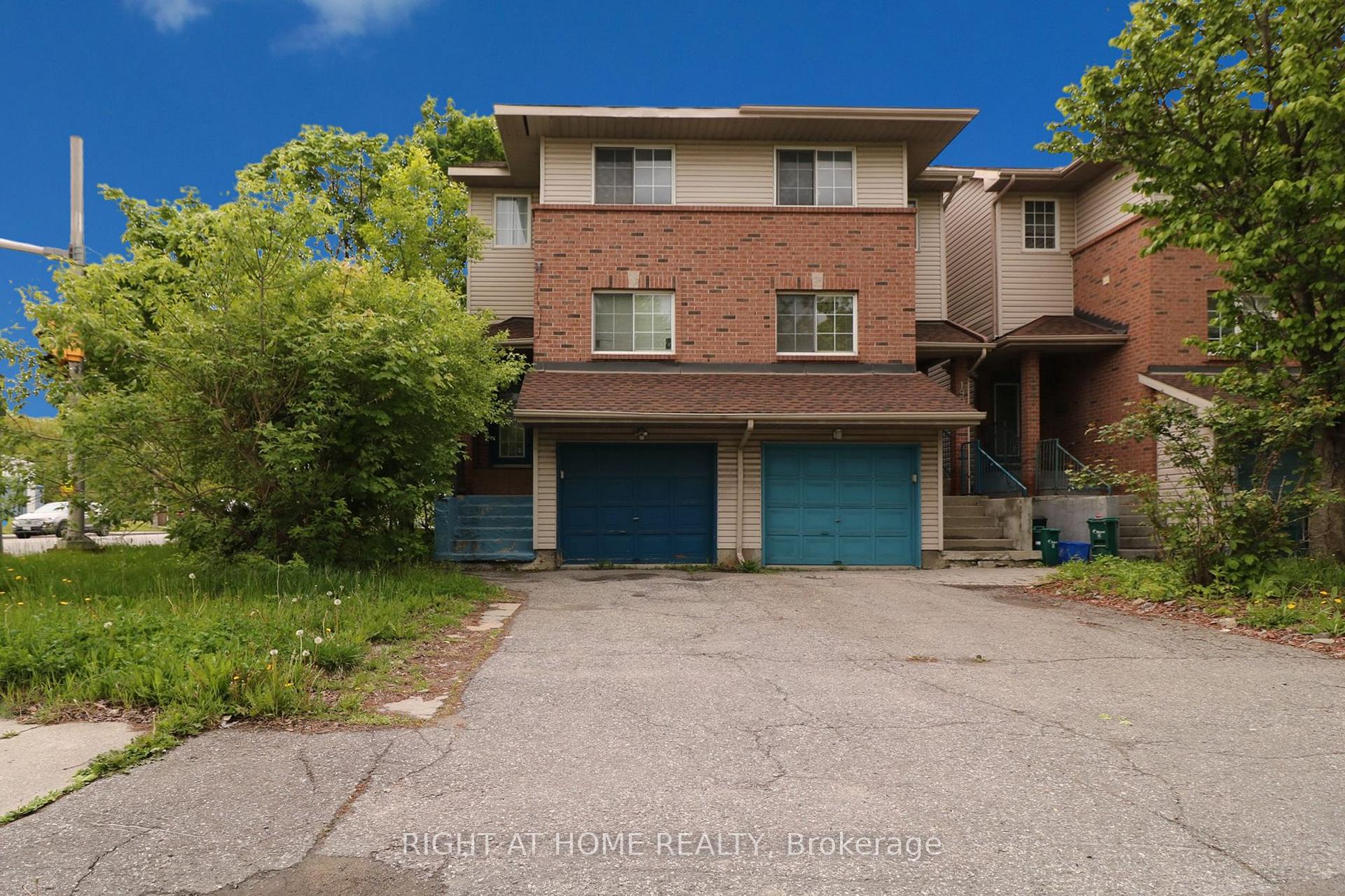 1901 HAMPSTEAD Place, Hunt Club - South Keys and Area, ON K1V 1B3